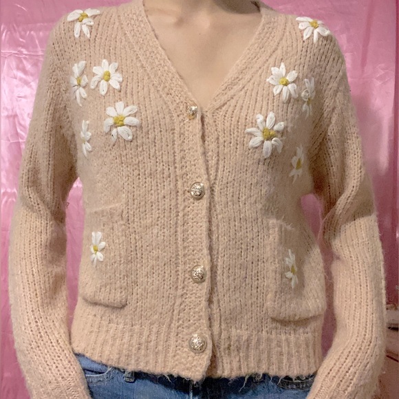 Cliche’ | Sweaters | Y2k Cottagecore Blush Pink Daisy Embroidered ...